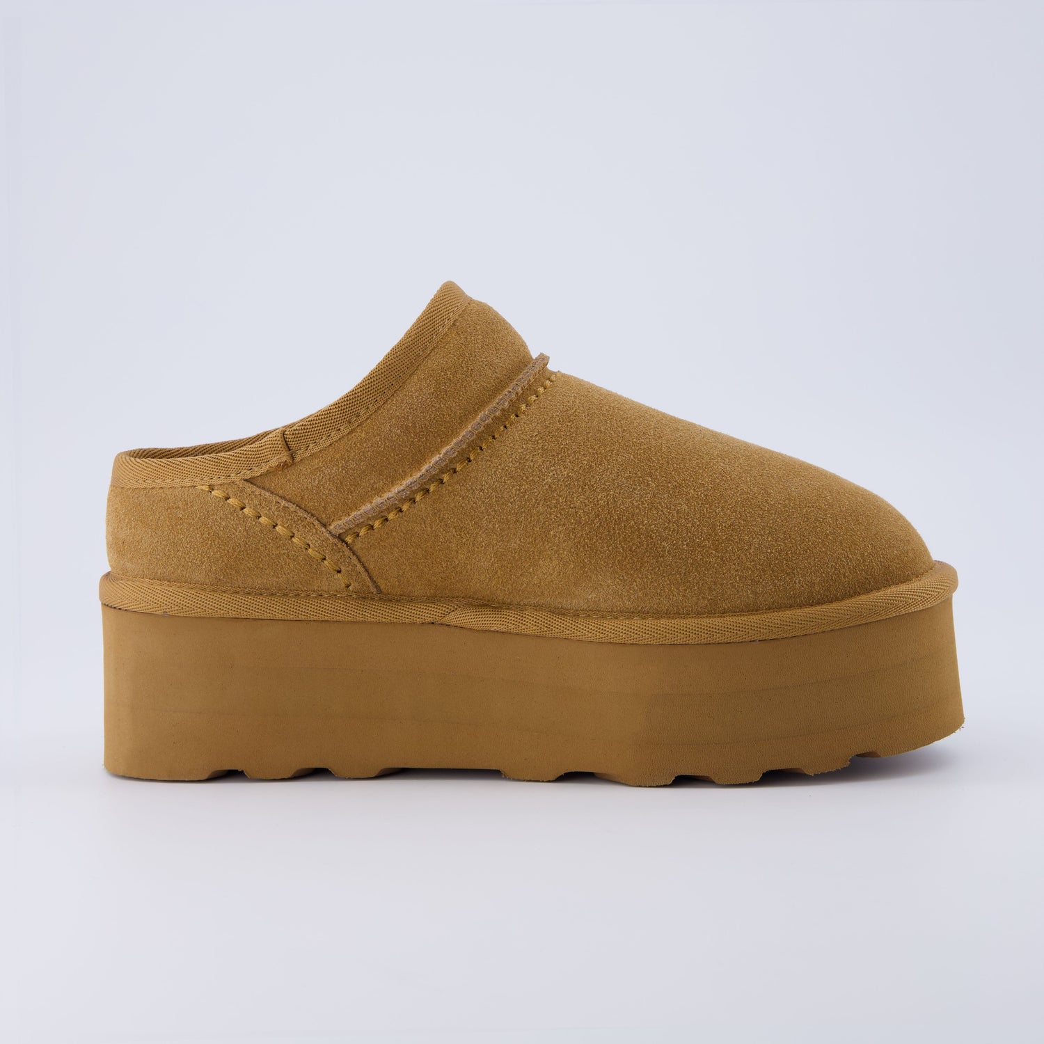 Cushionaire Women's Huggy Cozy Platform Mule